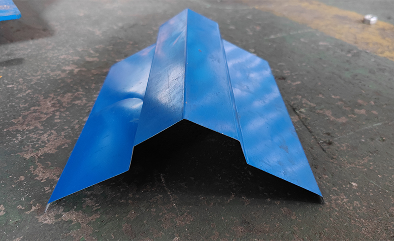 What is a metal ridge cap in construction?how to make a roof ridge cap ...